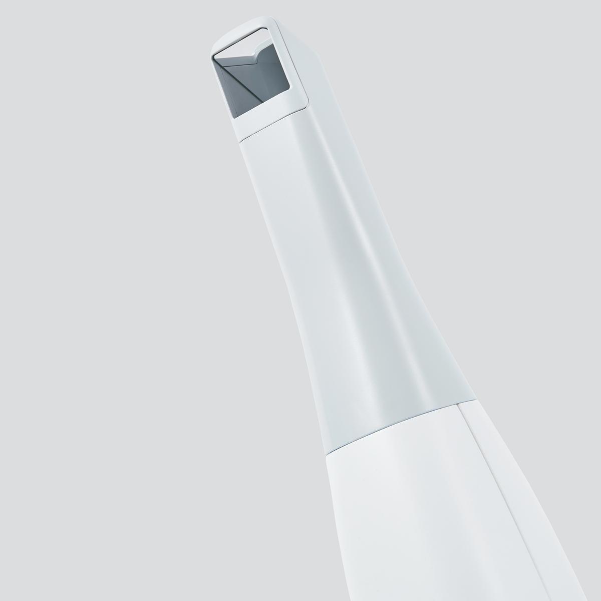 Medit i700 Intraoral 3D Scanner - NEO IMPLANTS